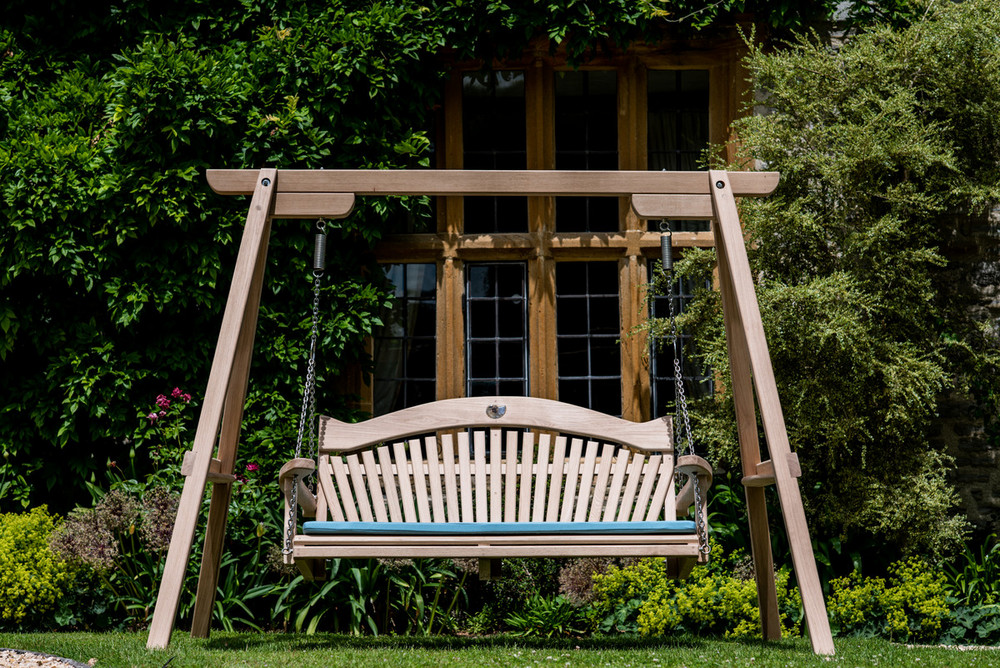 Spotlight on The Fan Back | Sitting Spiritually